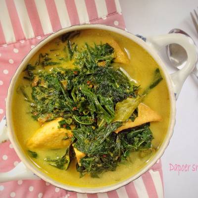 Resep Gulai daun singkong tahu oleh Dapoer sriwidi - Cookpad