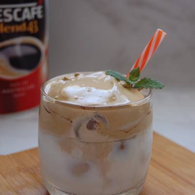 Resep Dalgona Coffee (simple dan yummy) oleh Fitri Sasmaya - Cookpad