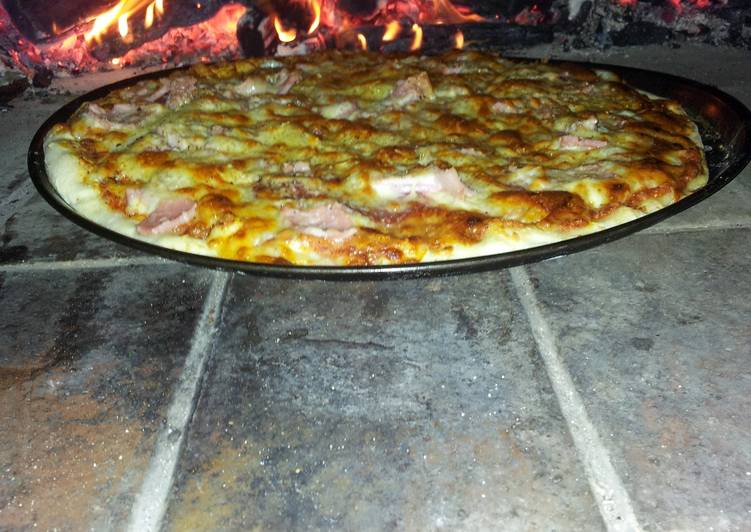 Filipino pizza Recipe by bobsie64 - Cookpad