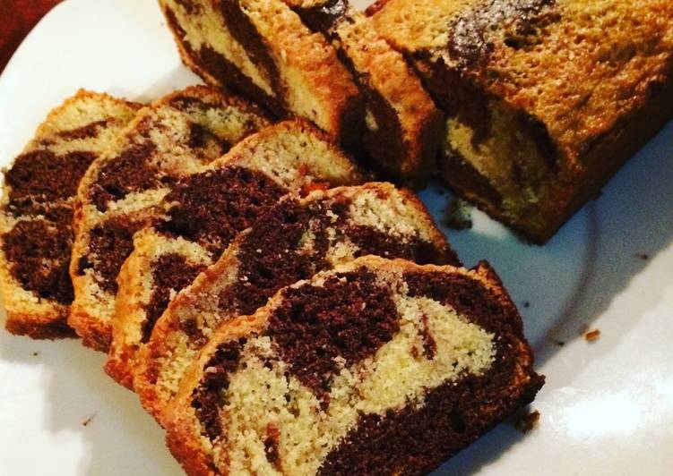 Queque Marmoleado de Chocolate Receta de DanielaPS - Cookpad