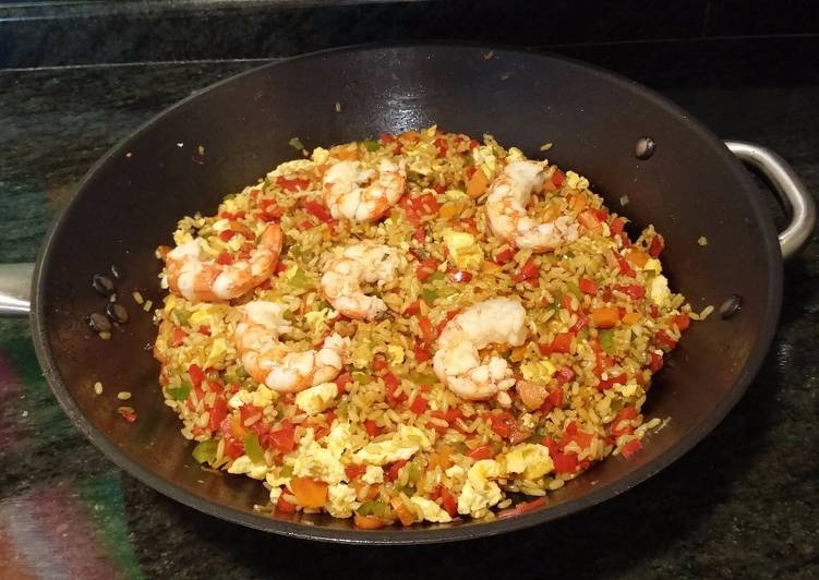 Arroz salteado con verduritas y gambas. (Videoreceta) Receta de María ...