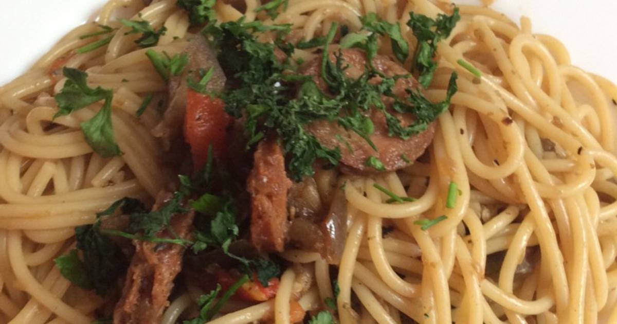 Tallarines con salsa de tomate - 272 recetas caseras - Cookpad