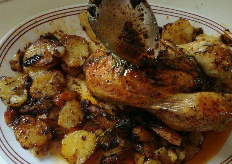 Pollo rustido con mantequilla compuesta y patatas panadera Receta de ...