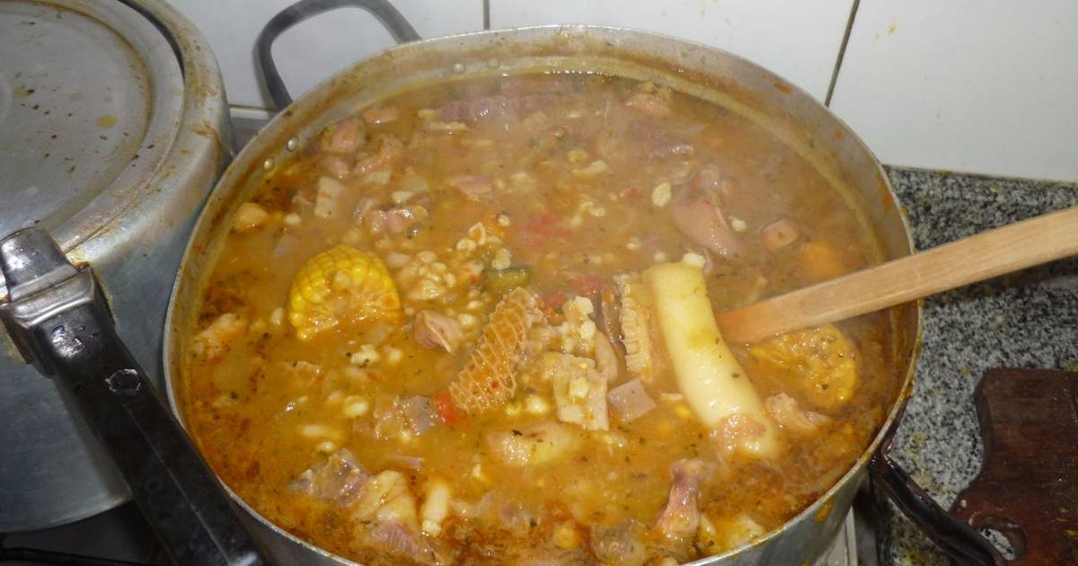 Super locro Receta de luberrett - Cookpad