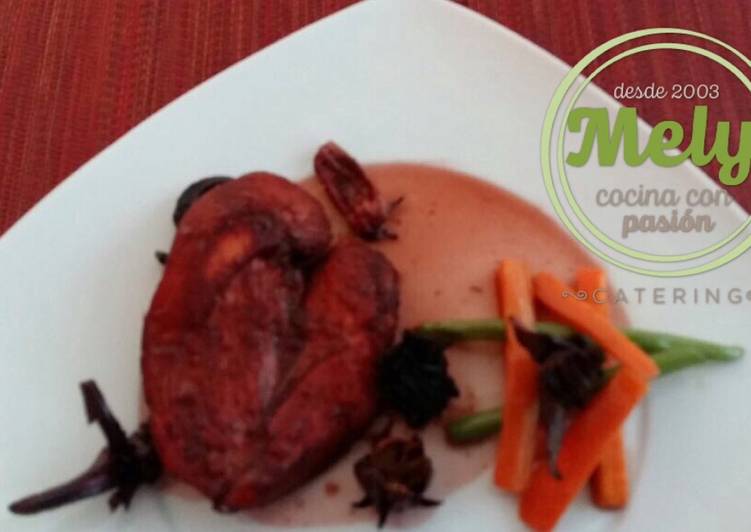 Pollo en salsa de flor de jamaica Receta de MELY CATERING - Cookpad