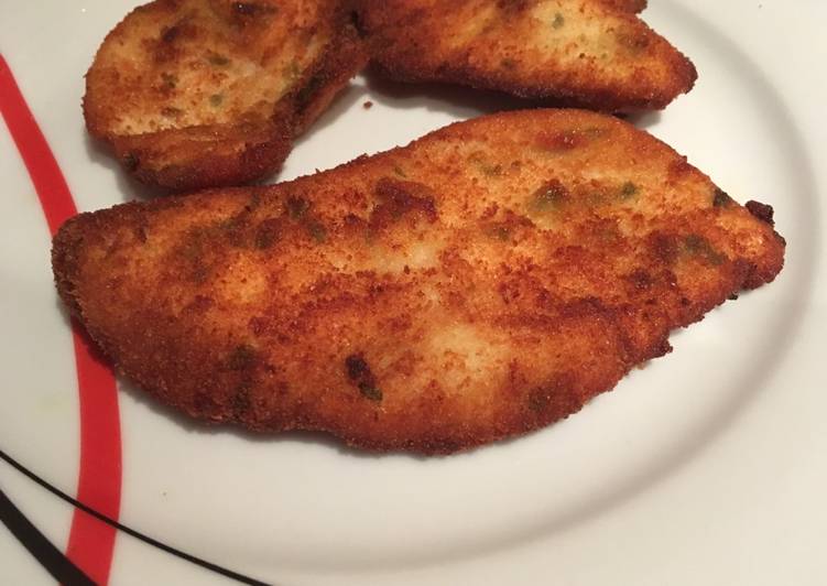 Filetes de pechuga empanada Receta de Mariate - Cookpad