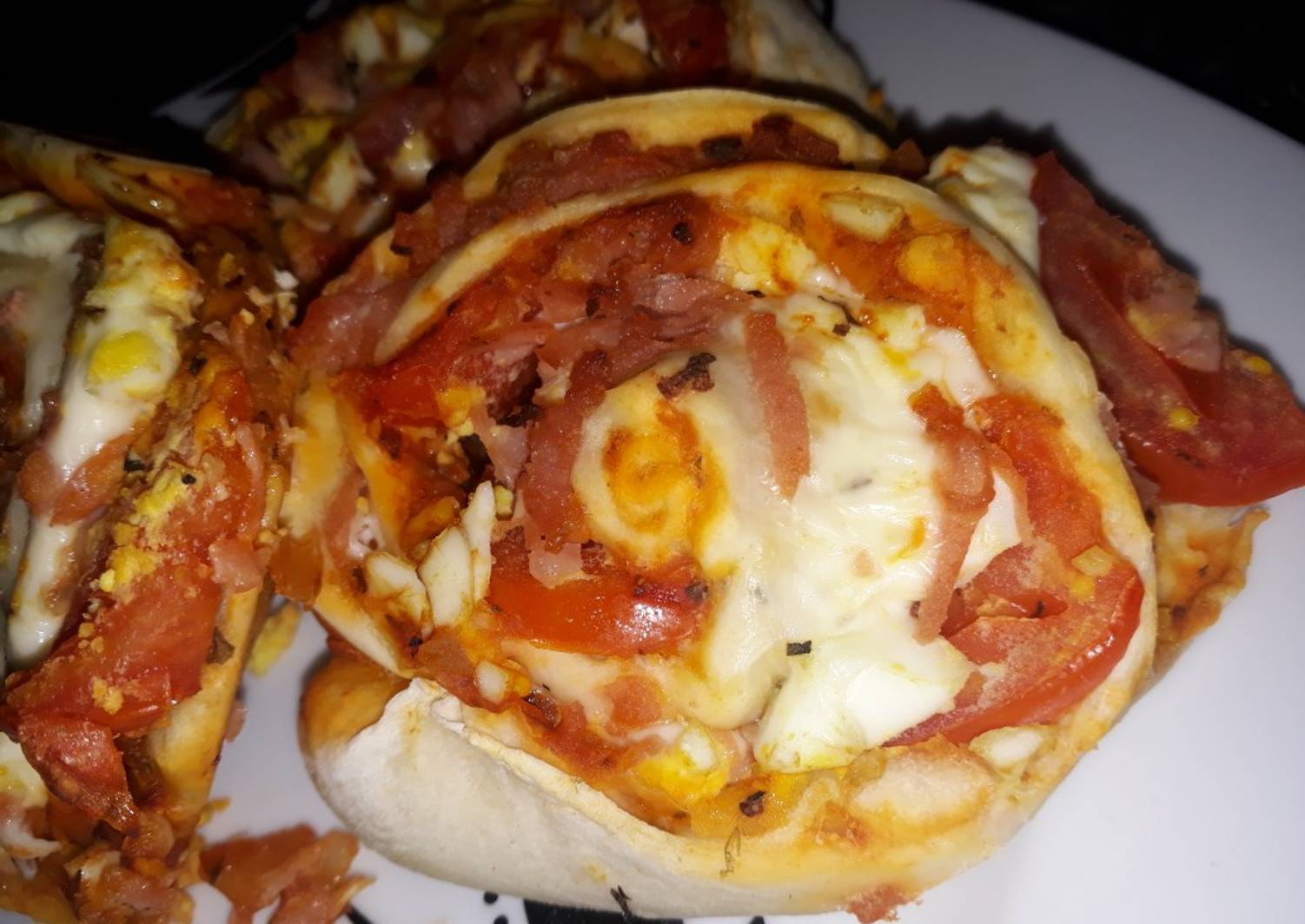 Pizza roll - Rollos de pizza Receta de Cele Castañeda 😘 - Cookpad