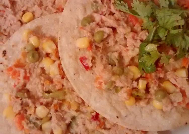 Tostadas de atun con verduras Receta de alisjackmj1989 - Cookpad