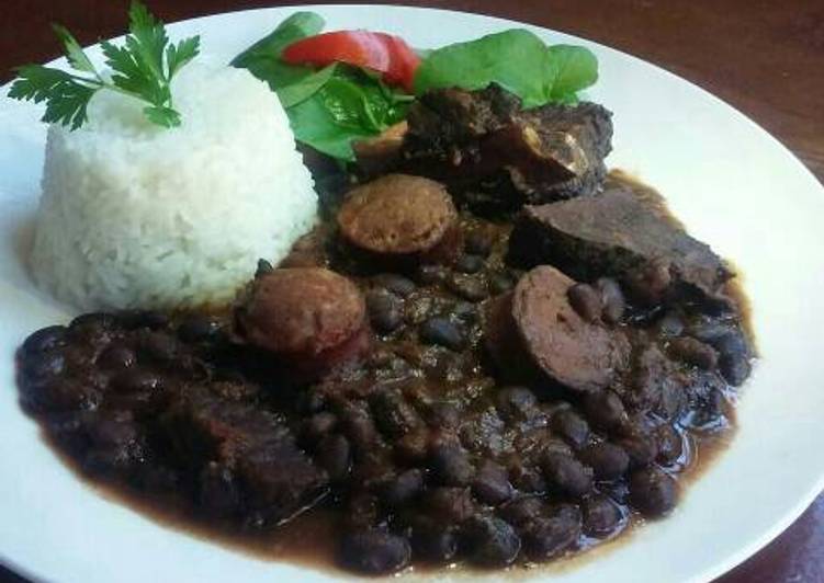 Feijoada Receta de Krisanjelo - Cookpad