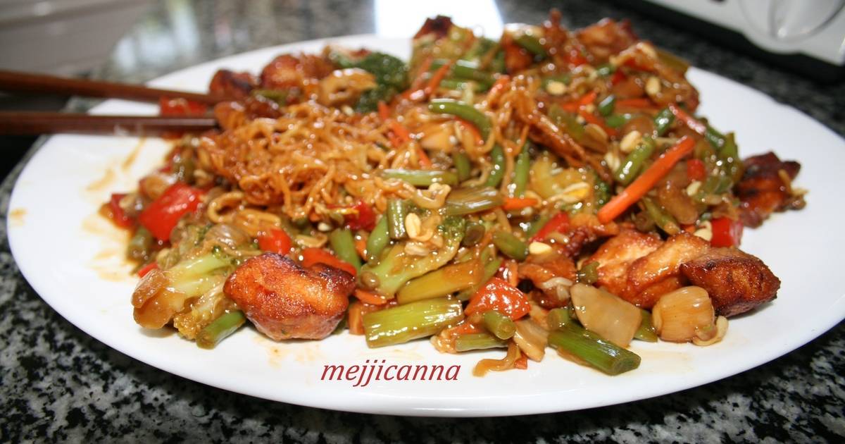 Chow mein de pollo - 10 recetas caseras - Cookpad