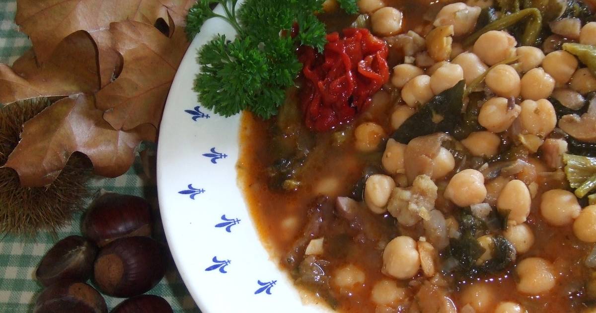 Potaje Gallego De Garbanzos Con Grelos Y Castañas Receta De Cuqui Cookpad