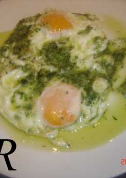 Huevos en salsa verde - 335 recetas caseras - Cookpad