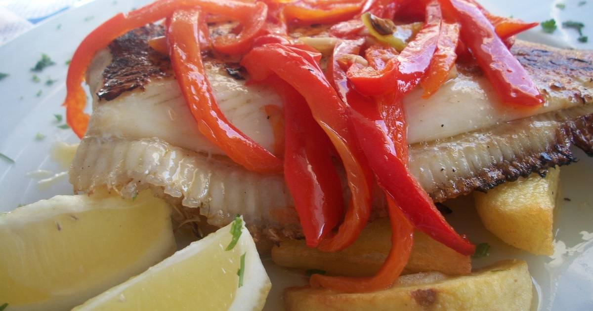 Lenguado a la plancha con pimientos asados y patatas Receta de penchi ...