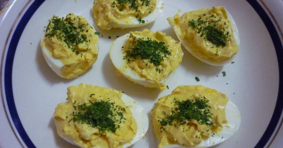 Huevos rellenos con queso crema Receta de GRINGA - Cookpad