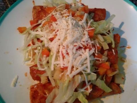 Tacos Rojos (tacos potosinos o tacos camila) Receta de Natalia García ...