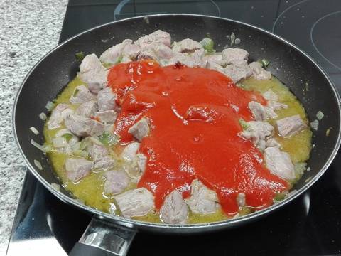 Magro de cerdo con tomate Receta de Delicias De Alicia - Cookpad