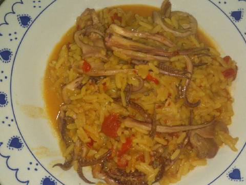 Arroz con calamares Receta de Hu Lanzi - Cookpad