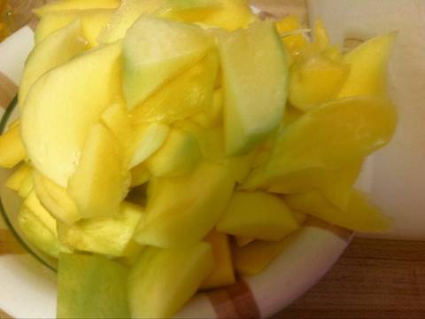 Bolis de mango con Chamoy Receta de macorose66 - Cookpad