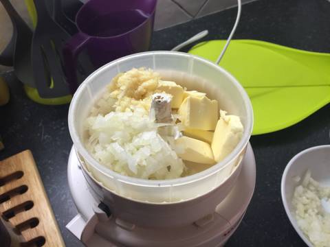 Pollo mechwi Receta de hindmoussaoui7 - Cookpad