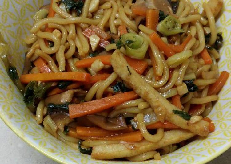 Resep Mie udon Jepang oleh Isti Istiqomah - Cookpad
