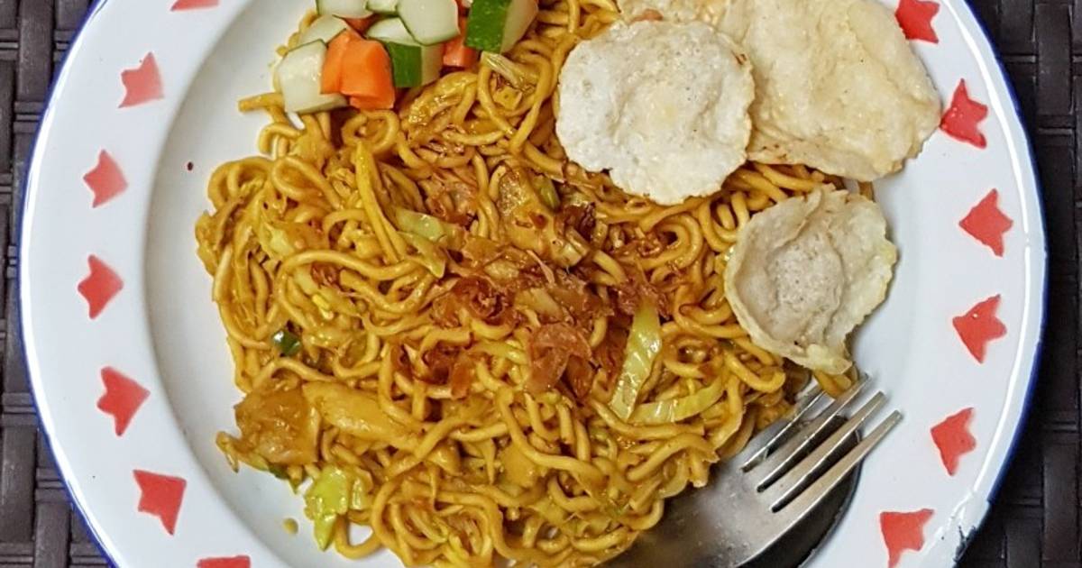 73 resep mie goreng atom bulan enak dan sederhana - Cookpad