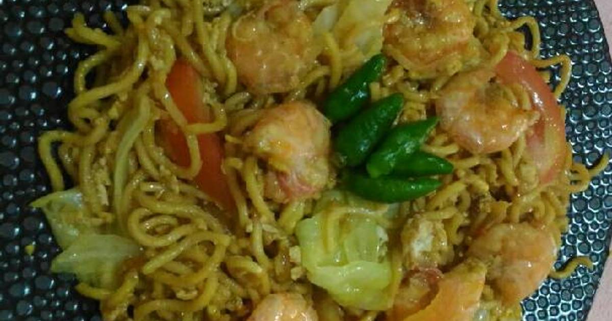28 resep mie goreng atom bulan enak dan sederhana - Cookpad