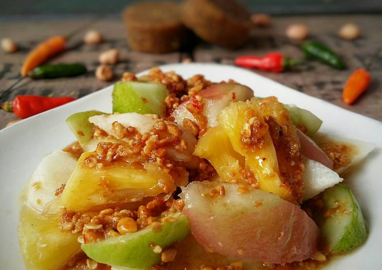 Resep Rujak buah oleh Linda Said - Cookpad