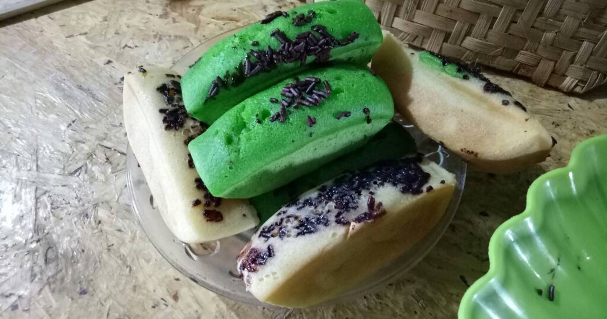 283 resep kue pukis pandan enak dan sederhana - Cookpad