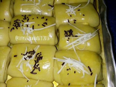 Resep Bolen Pisang Keju oleh tutysetiawan - Cookpad