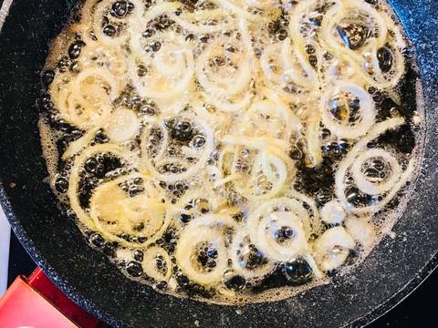 Lyoni hagyma | Timu (Zsengezsálya gastroblog) receptje - Cookpad receptek