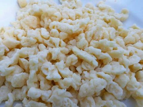 Bográcsban sárgabab gulyás-raguleves | krinyo Fehér Krisztián receptje ...