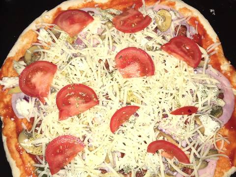 Isteni Pizza | Laci Kovacs receptje - Cookpad receptek