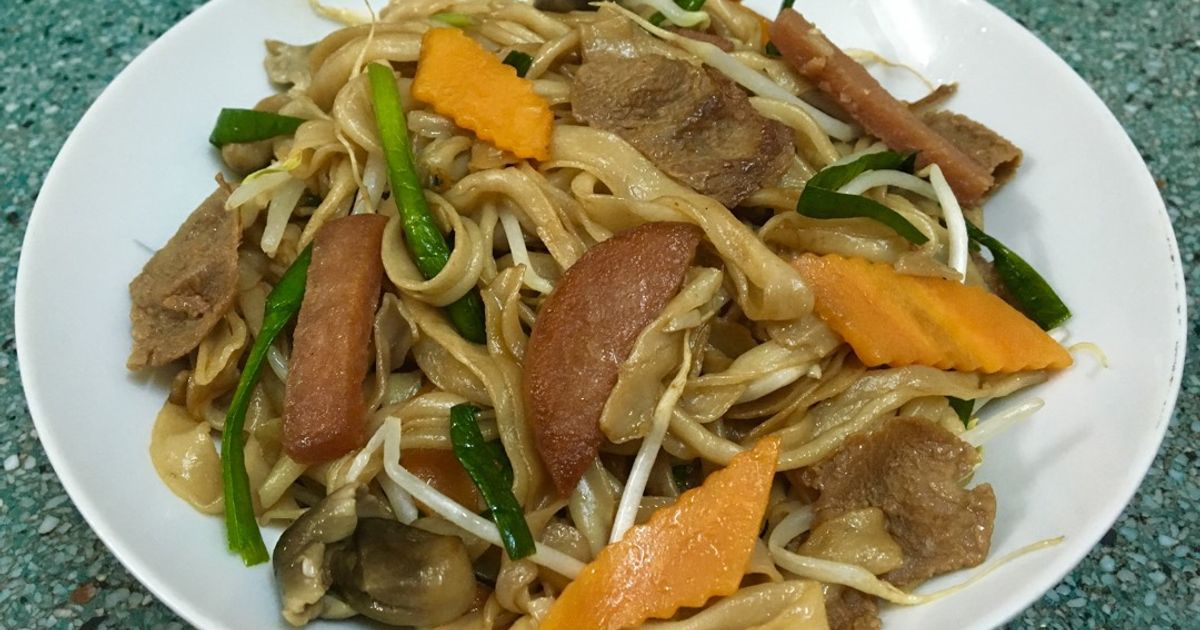 Vegetarian Stir Fried Pho Noodles Recipe by Ngoc Dung