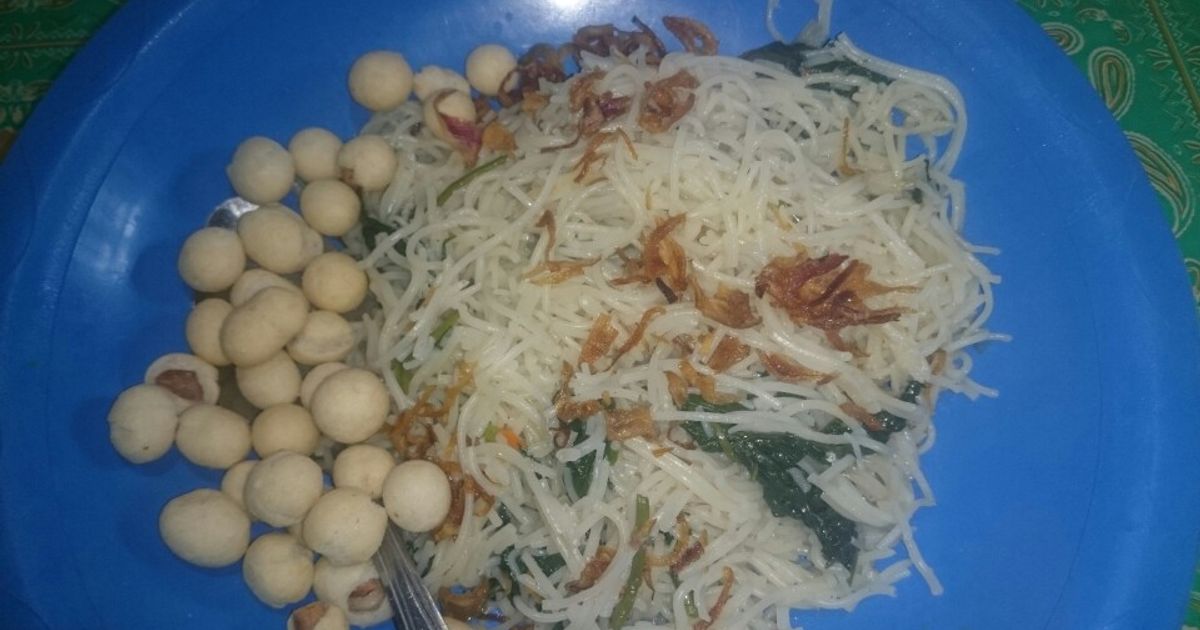 Resep Mie Bihun Goreng Kangkung oleh mumu - Cookpad