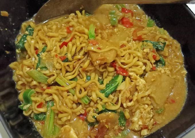 Resep Mie rebus tektek oleh Liyn_Herlina - Cookpad