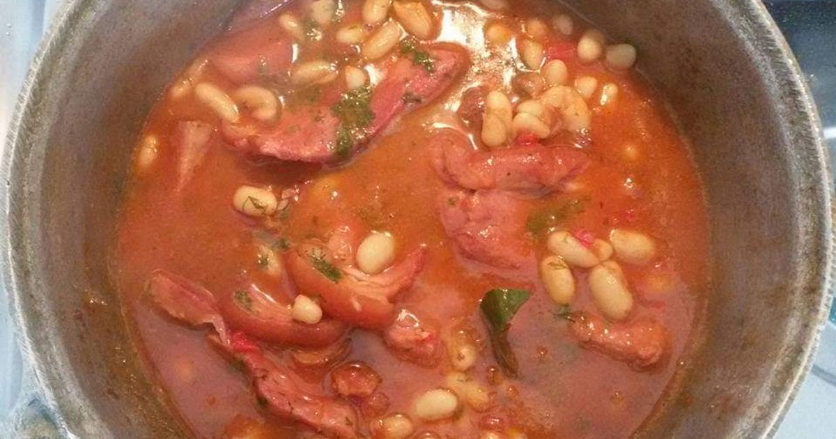 Fasole Cu Ciolan La Ceaun, rețetă de ANA MARIA GEARTU - Rețete Cookpad