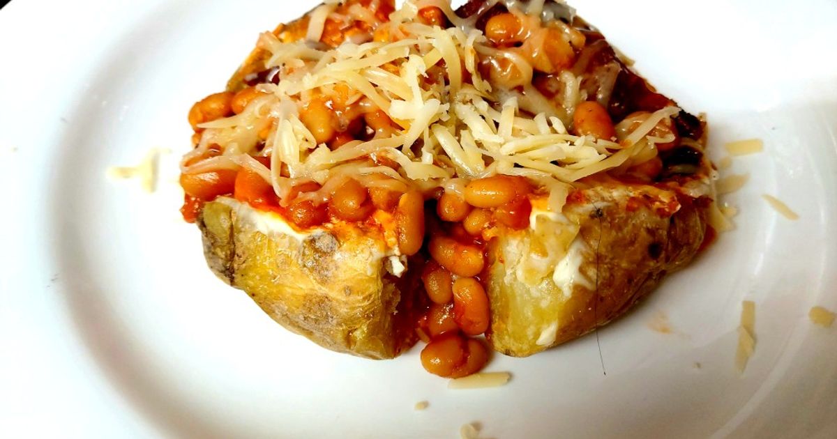 My Soft Cheese, Bacon & Beans Jacket Potato 💖 Recipe by Maureen 😀 - Cookpad