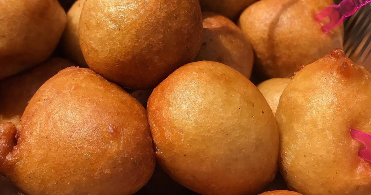 The Best Puffy Balls Ever Recipe by Tushsticks and Sweets - Cookpad