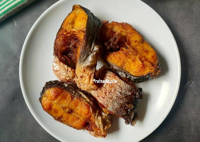 Resep Patin Goreng Sambal Bawang oleh Ratna Puspita - Cookpad