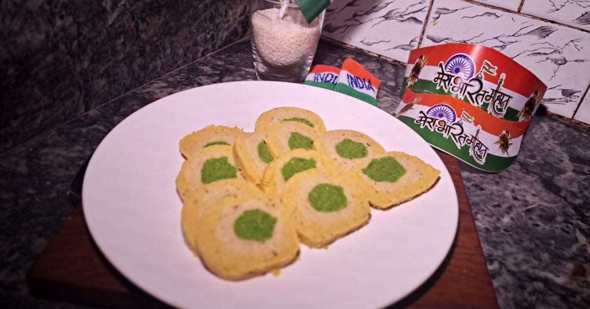 Kesariya Tri Colour Mawa Roll Recipe by Archana Devi ( Chaurasia) - Cookpad