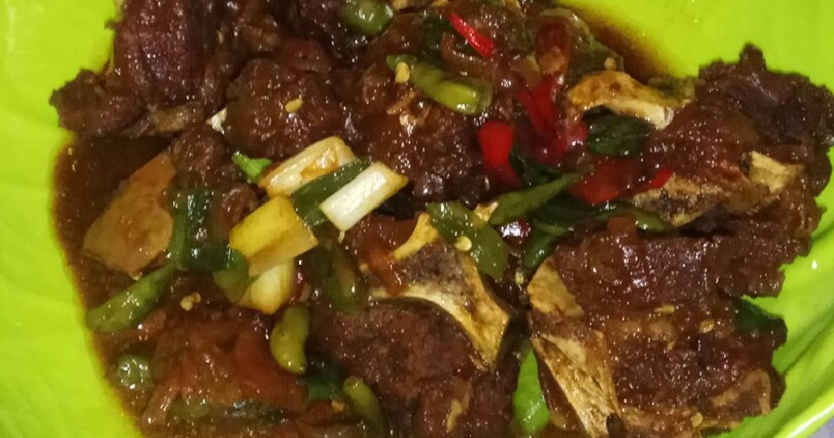 Resep Tulang sapi masak kecap oleh Nurraya Chaudhary - Cookpad