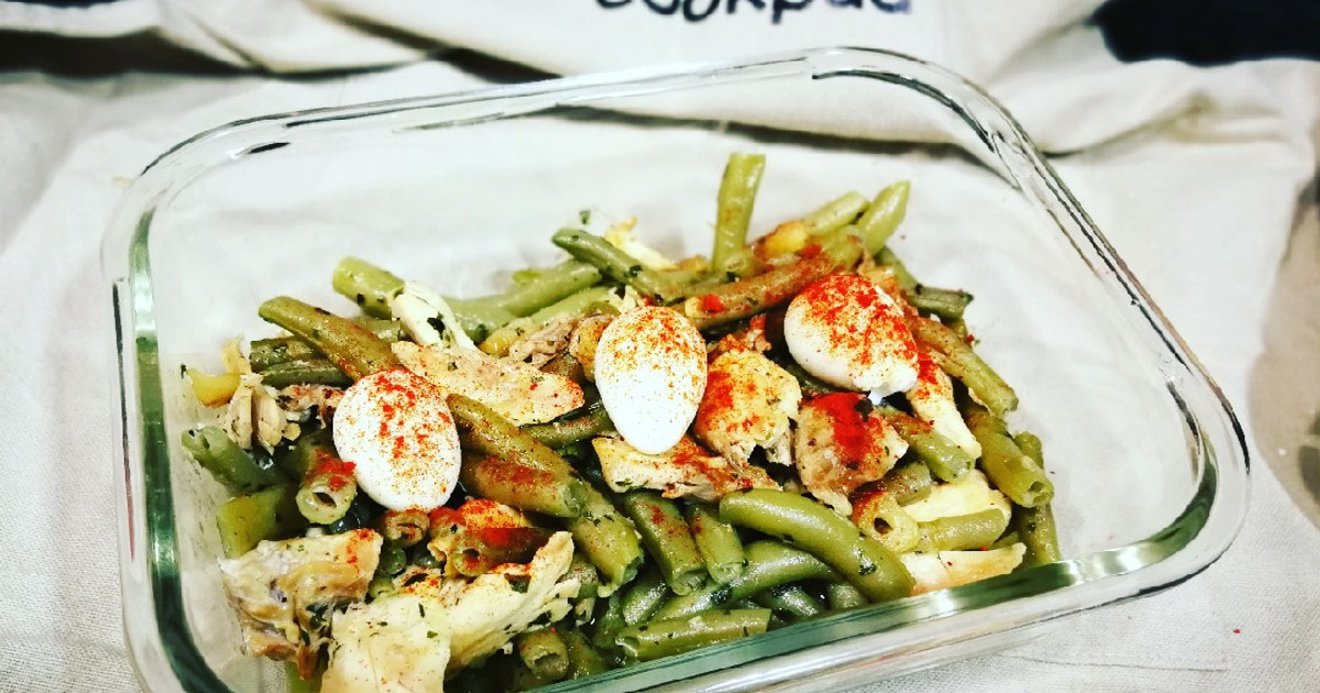 Tupper Súper Fácil Con Muslo De Pollo, Judías Y Huevos Diet Receta de ...