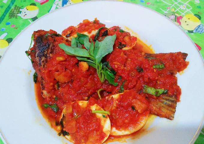 Resep Patin Sambal Kemangi oleh Nisafauzania - Cookpad