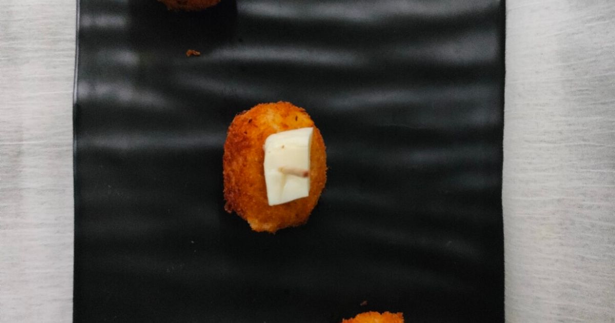 Golden Cheese Corn Bytes Recipe by Jigisha Modi - Cookpad