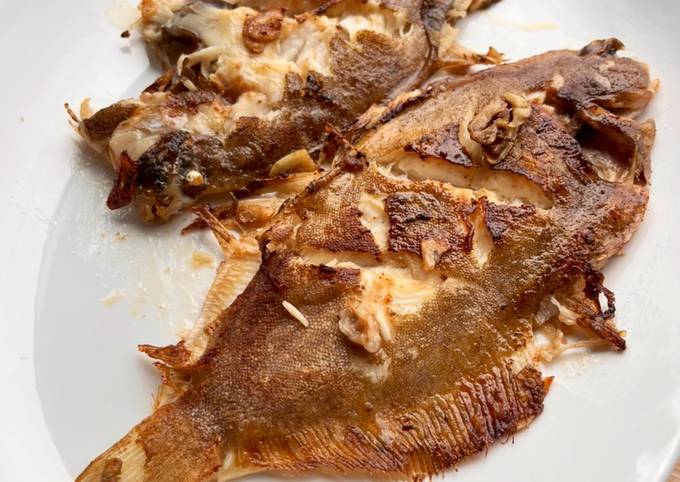 Pan-seared butter soy sauce Lemon sole fish🐟 Recipe by Linda L. - Cookpad