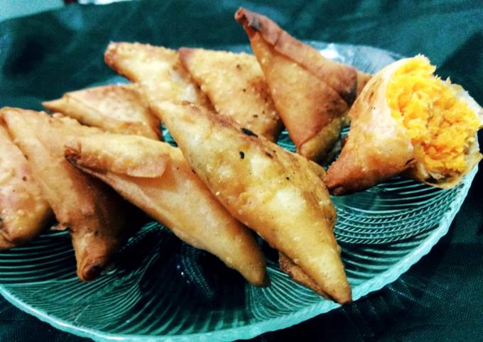 #CookpadRamadan Metha samosa Recipe by Kehkashan Siddique - Cookpad