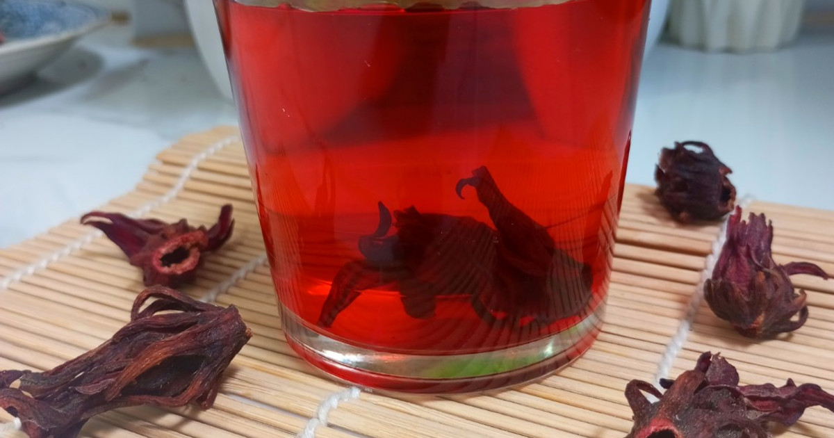 Resep Teh Rosela oleh Novi Oppie Indriana - Cookpad