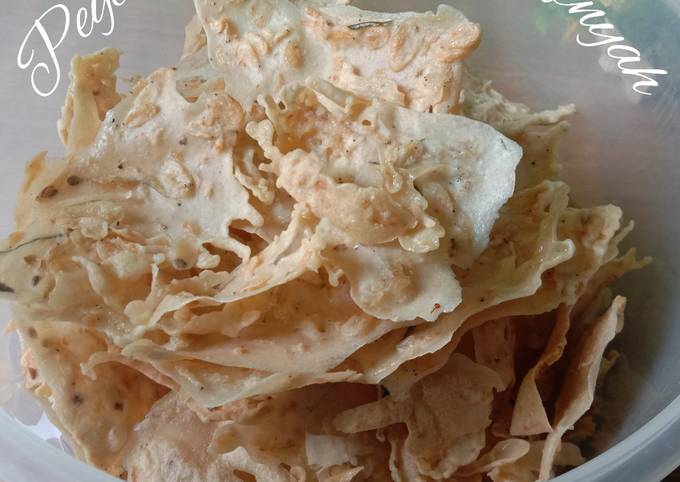 Resep Peyek Udang Rebon Renyah oleh Mama Kafa - Cookpad