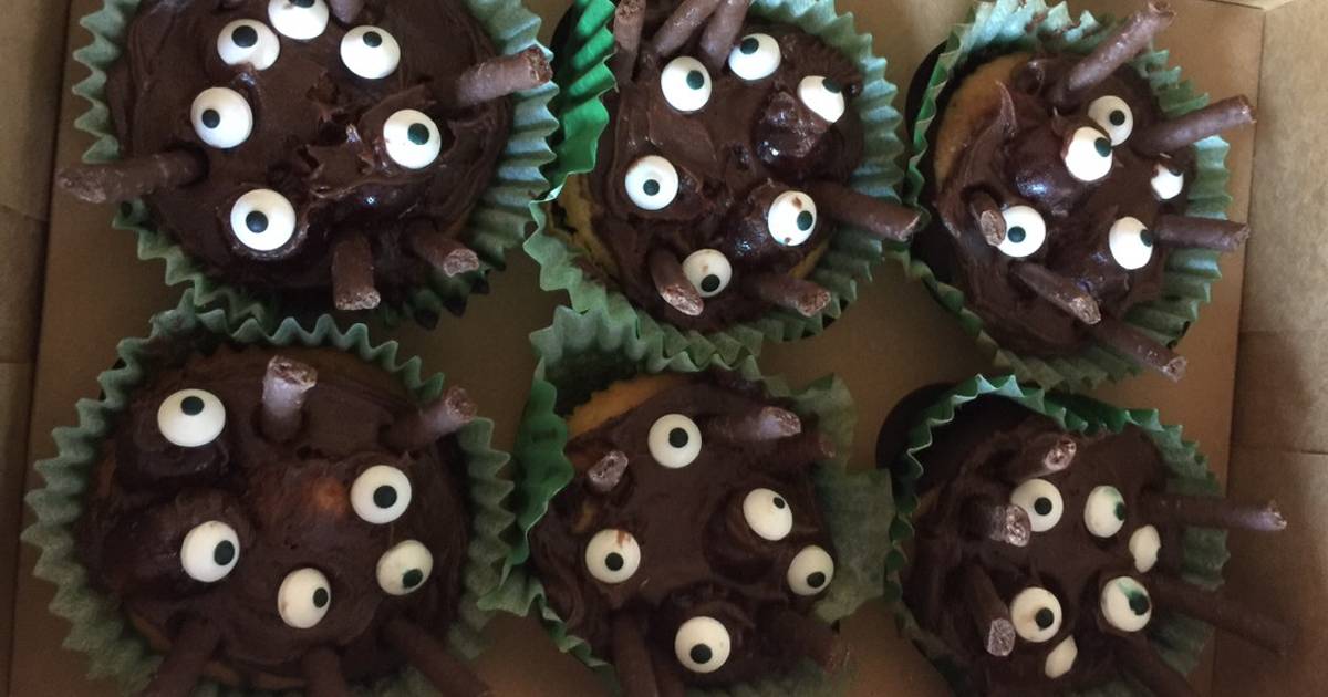 Spider Cakes!! Recipe by Amazing Lady ( Grace) - Cookpad