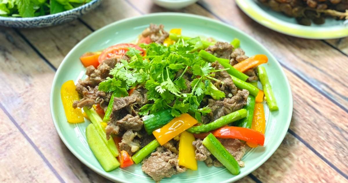 Cách Làm Món Bò Xào Thập Cẩm của Rose Truong - Cookpad